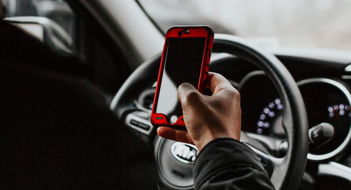 Distracted Driving Accidents Examples NJ And NY Law distracted-driving-accidents-examples-nj-and-ny-law